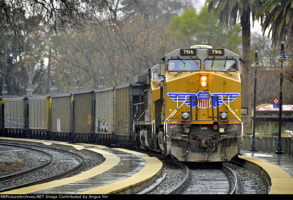 UP hoppers in rainy DVS depot